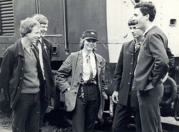 Mural unveiled celebrating pioneering female train driver | Railways ...