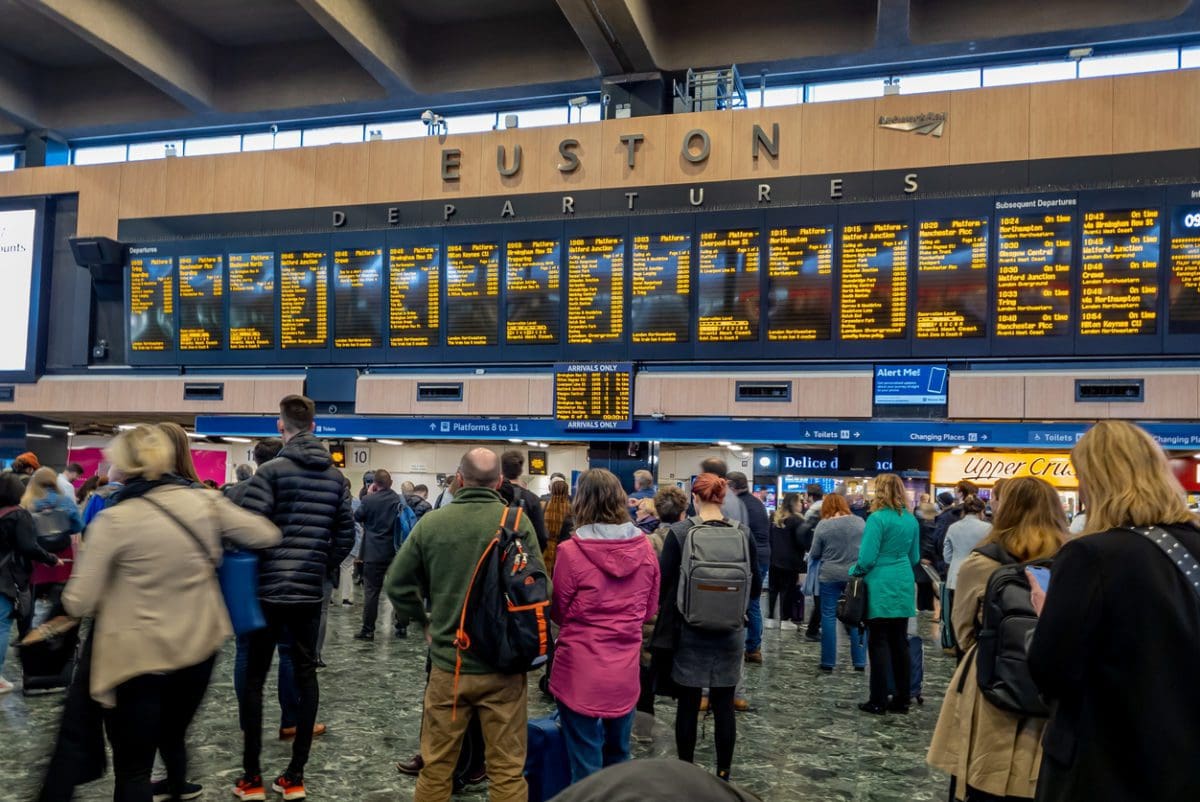Work to make overhead wires more resilient to cause bank holiday disruptions | Railways ...